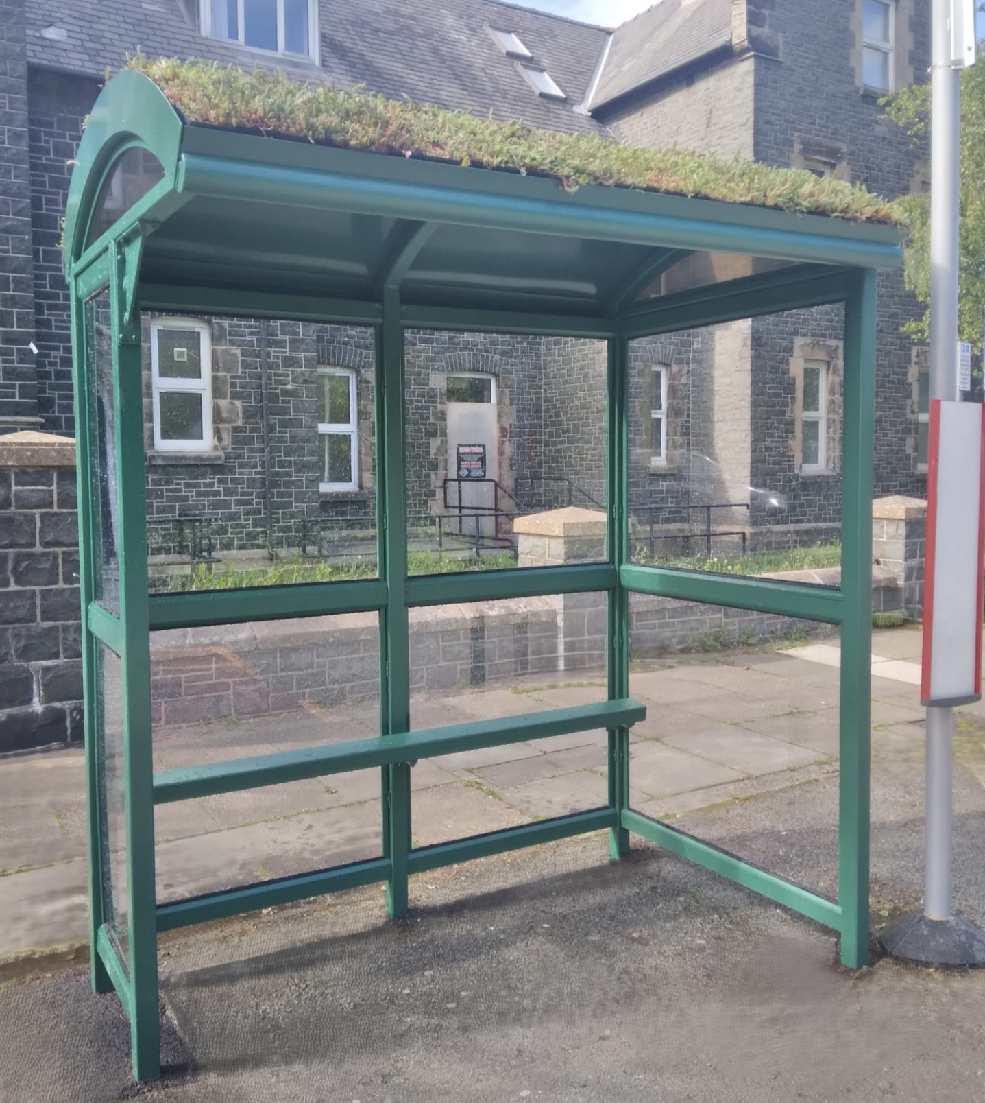 Living roof Bus Shelters | Bus Shelters UK